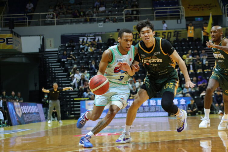 TPBL／飛馳轟31分難救主 中信特攻末節崩盤不敵雲豹 | 引新聞